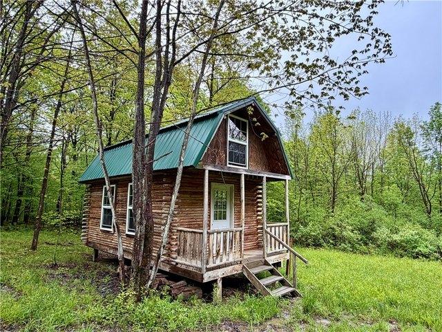 8090 Billing Dr Unit 5, Almond, NY 14006