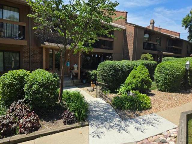 8090 Garfield Avenue # 3 1