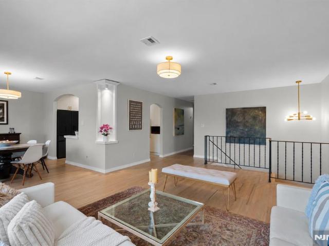 809 2nd Street # 2
