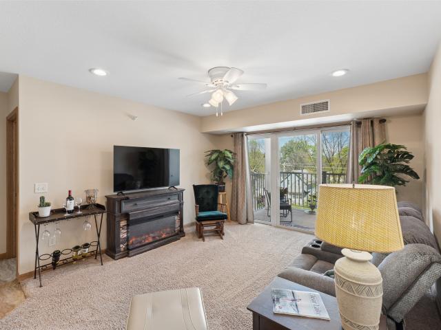 809 7th Street N 313