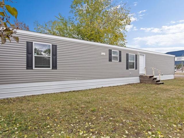809 9th St W Trlr 1, Columbia Falls, MT 59912