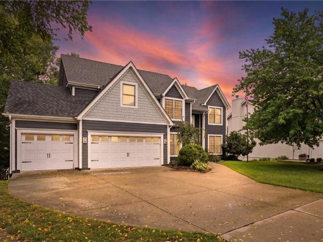 809 Cottonwood Place