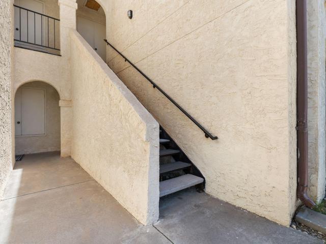 809 Country Club Drive SE APT 1D