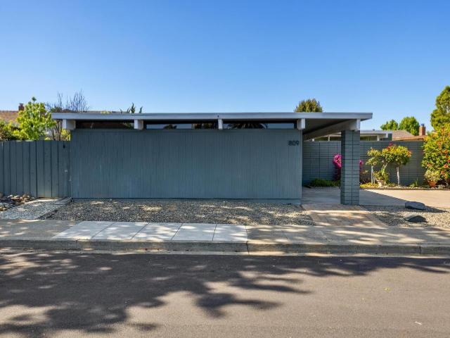 809 Constitution Dr, Foster City, CA 94404 | MLS #ML82045 | Compass