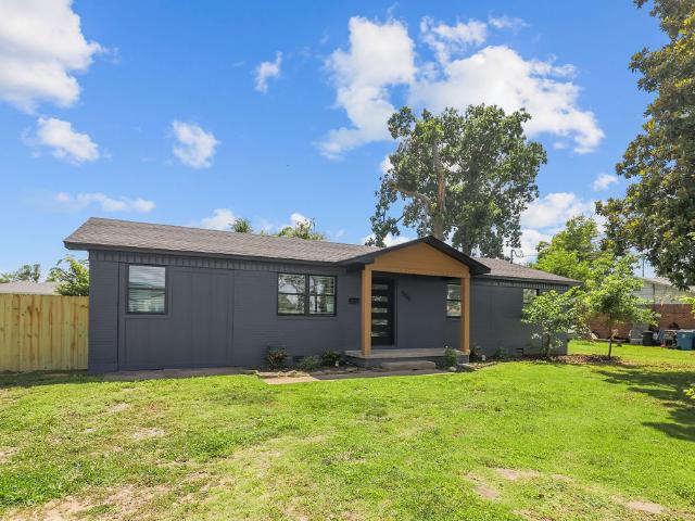 809 Carson Drive