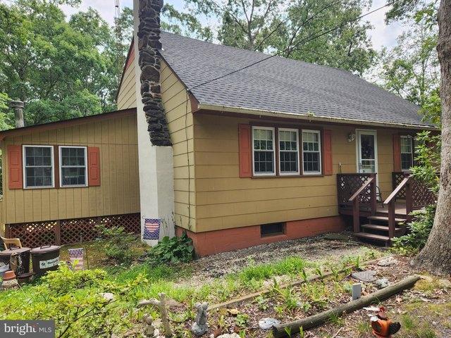 809 A W Bay Ave, Barnegat, NJ 08005