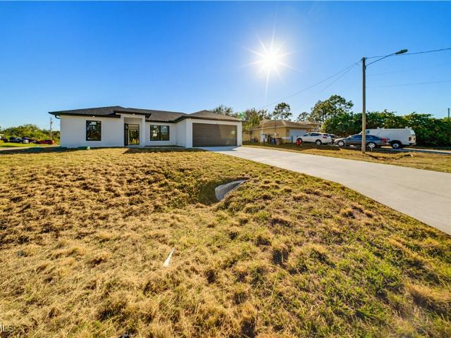 809 Anaconda Ave S, Lehigh Acres, FL 33974 | MLS #2026003