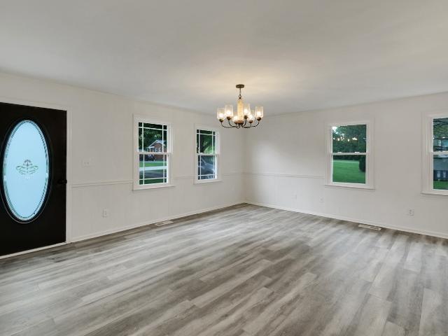 809 Belle Dr