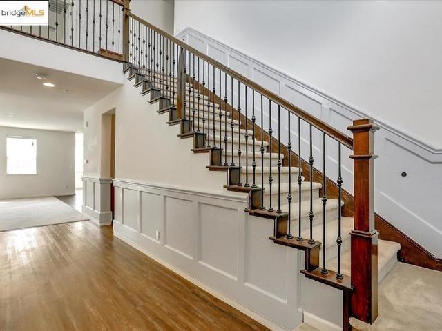 809 bluestone dr