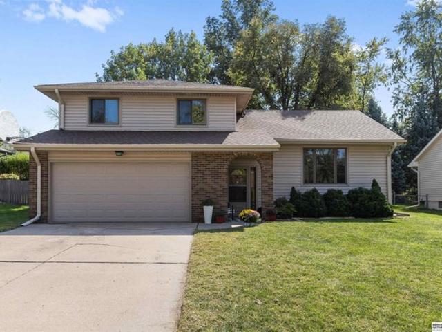 809 Buckboard Blvd, Papillion, NE 68046