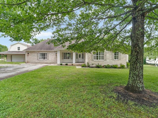 809 Buffalo Trail