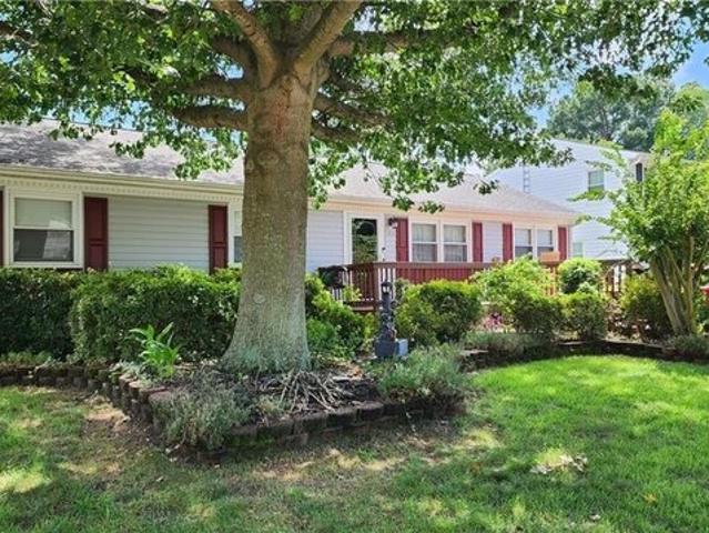 809 Burton St, Hampton, VA 23666