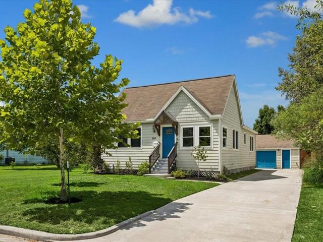 809 Gale St, Houston, TX 77009