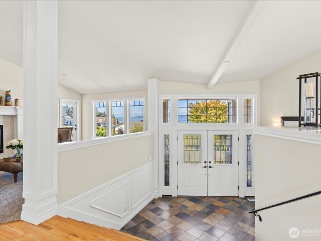 809 Driftwood Place
