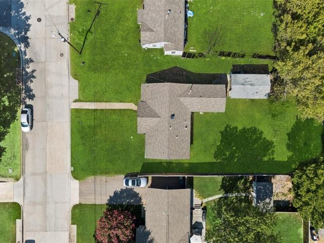 809 E Wall Street