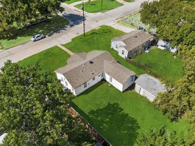 809 E Wall Street