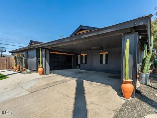809 E Barton Ave, Lompoc, CA 93436