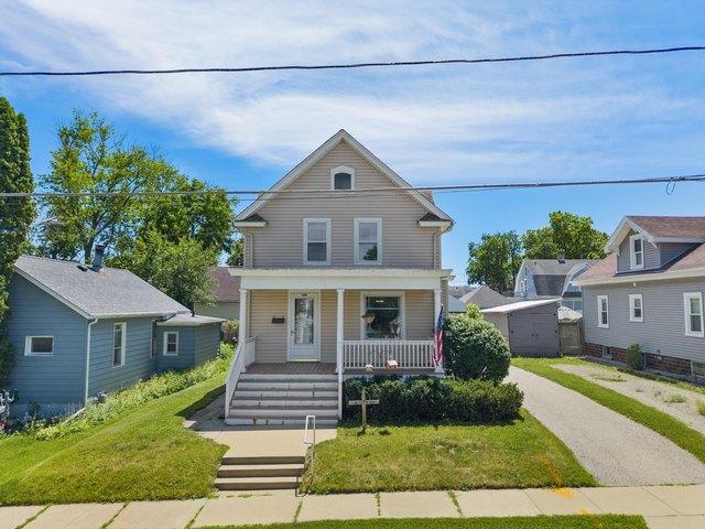 809 E Cady St, Watertown, WI 53094