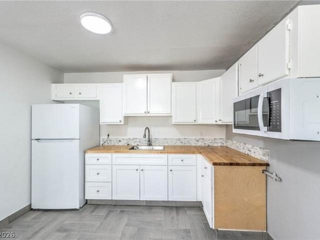 809 E Cartier Ave, North Las Vegas, NV 89030