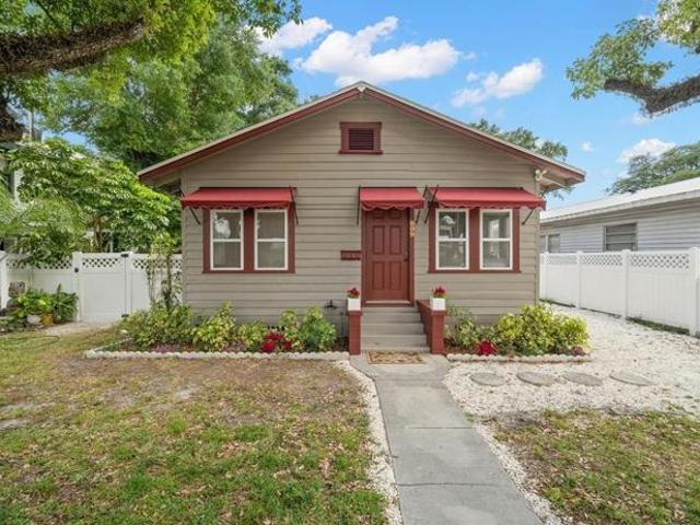 809 E Knollwood St, Tampa, FL 33604