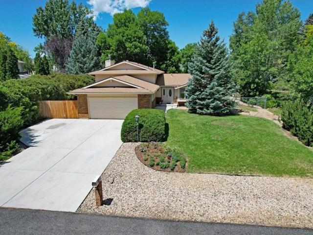 809 E Ridgecrest Rd, Fort Collins, CO 80524