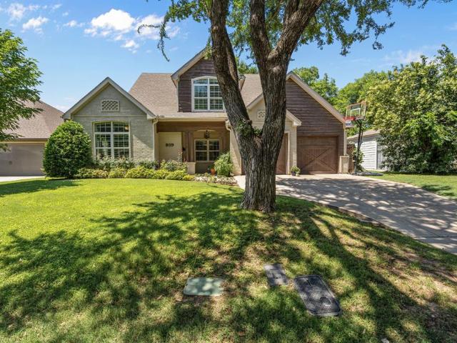 809 Edgefield Road