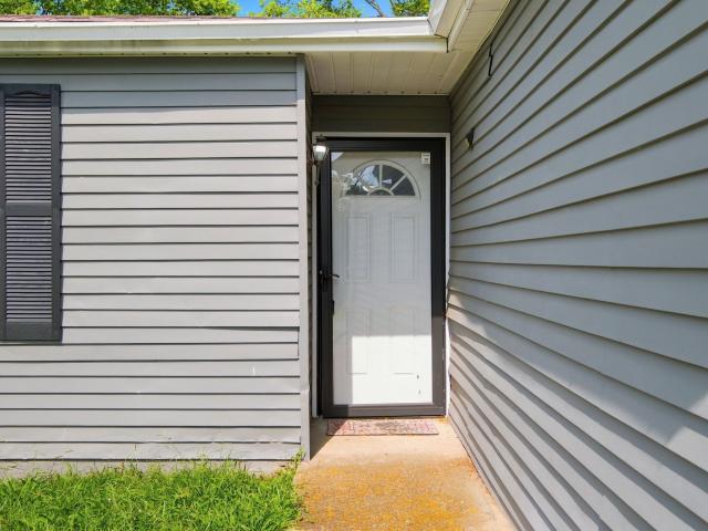 809 Fawn Ln