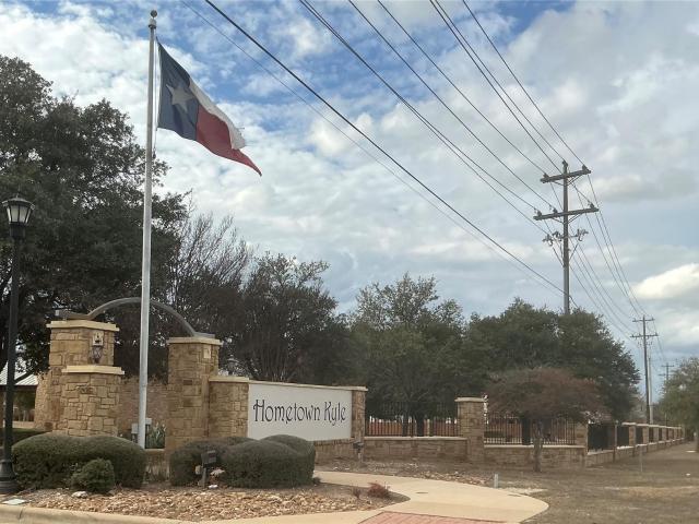 809 Hometown Pkwy
