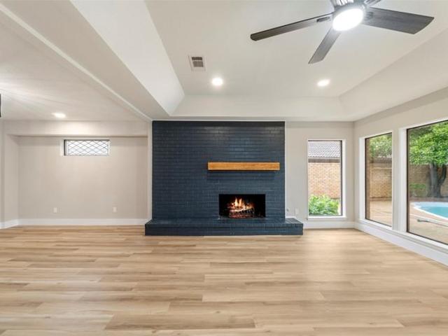 809 Havenwood Ln S, Fort Worth, TX 76112