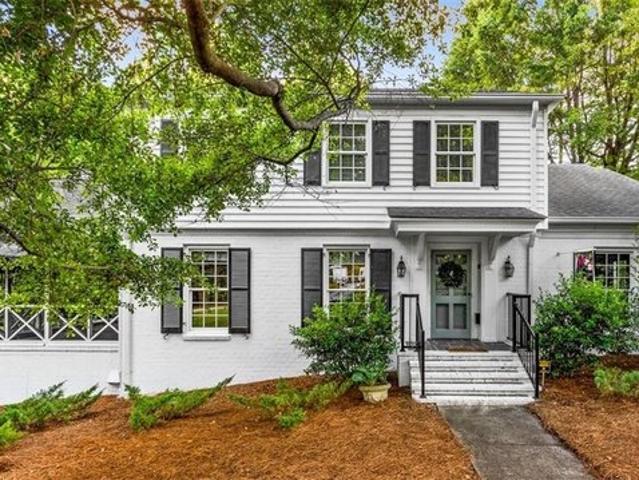 809 Hillcrest Dr, High Point, NC 27262