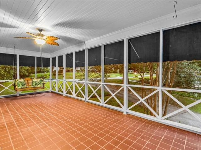 809 Hillcrest Drive