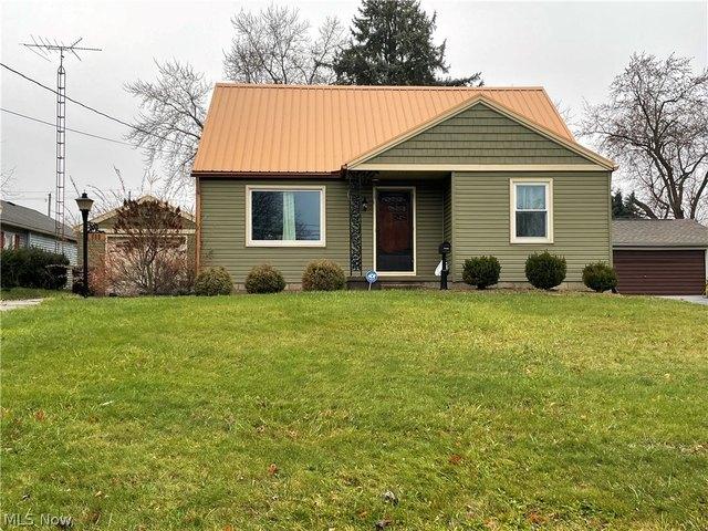 809 Lakeview Ave NW, Canton, OH 44708