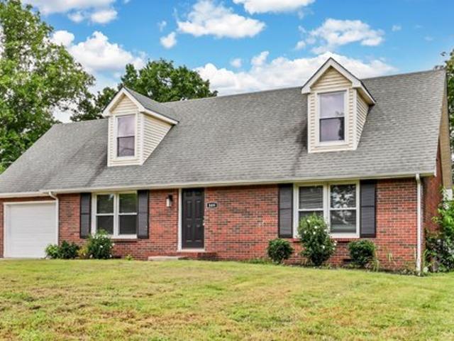809 Margret Dr, Clarksville, TN 37042