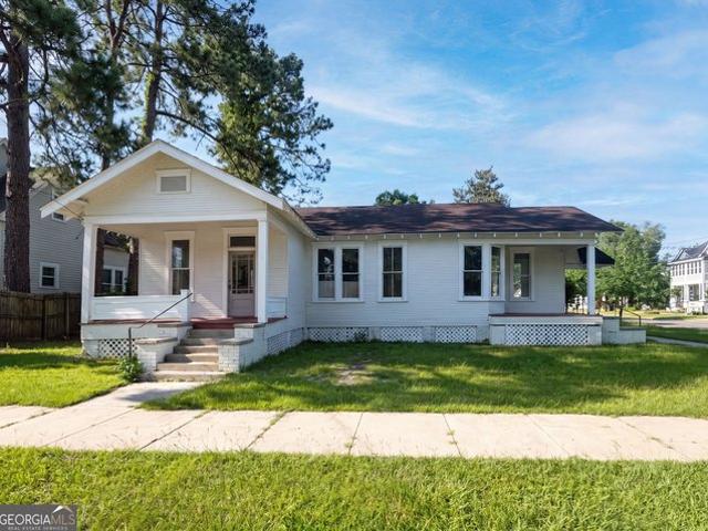 809 Mary St, Waycross, GA 31503
