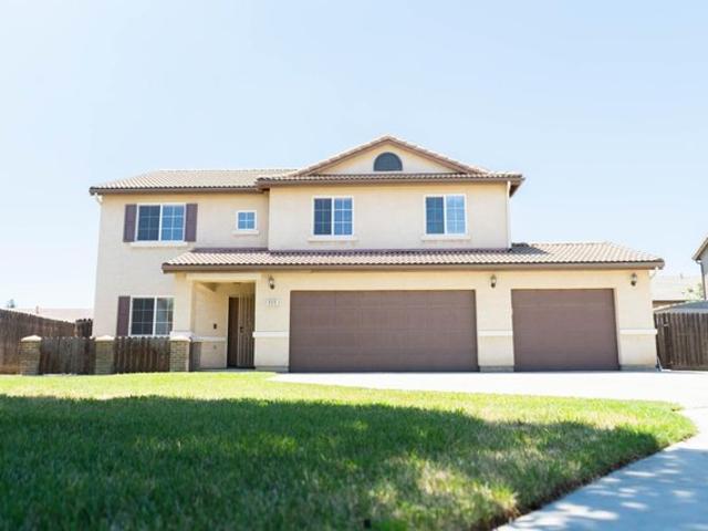 809 S Cypress Ave, Fresno, CA 93727