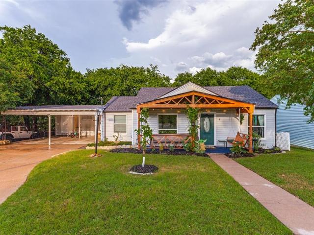 809 S Lamar St, Weatherford, TX 76086 | MLS #21246 | Compass
