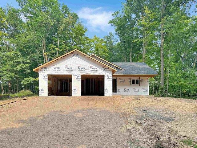 809 S Maryknoll Ave, Marshfield, WI 54449