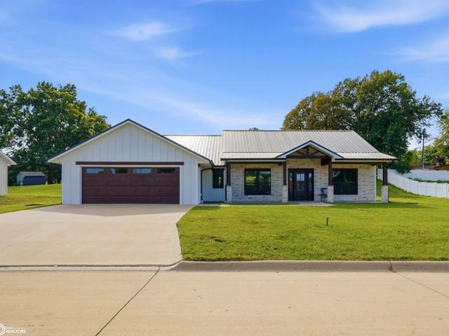 809 S Smith St, Mount Pleasant, IA 52641