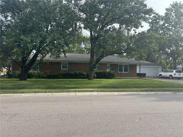809 Southline Dr, Lebanon, OH 45036