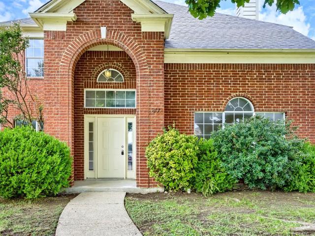 809 Schrade Trail