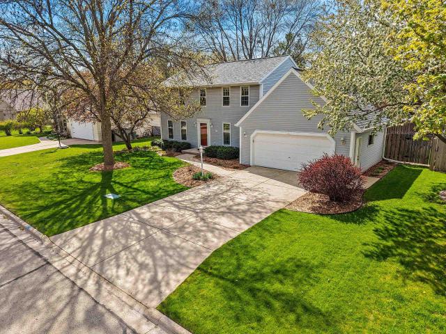 809 spooner court