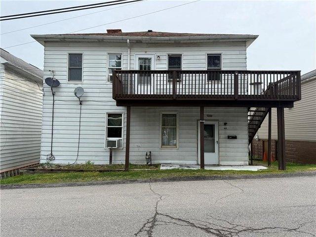 809 Station St, Sturgeon, PA 15082
