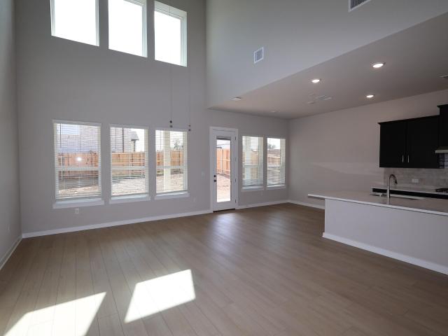 809 Purmela St