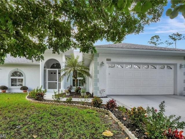 809 Robert Ave, Lehigh Acres, FL 33936