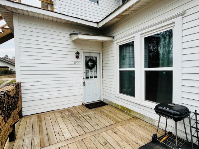 809 Rock Street