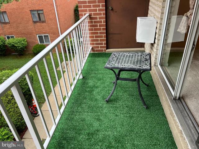 809 Red Lion Rd, Unit B36, Philadelphia, PA 19115 | MLS #PAPH2646