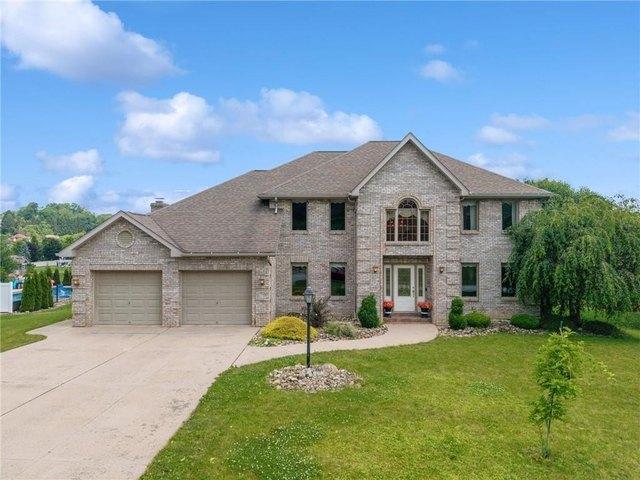 809 Rembrandt Cir, Irwin, PA 15642