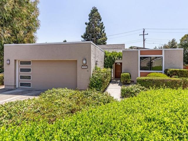 809 Runningwood Cir, Mountain View, CA 94040