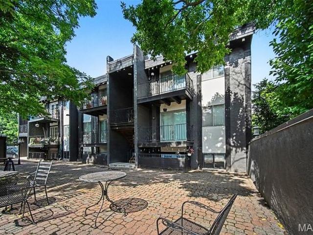 809 W 40th St Apt 14, Kansas City, MO 64111