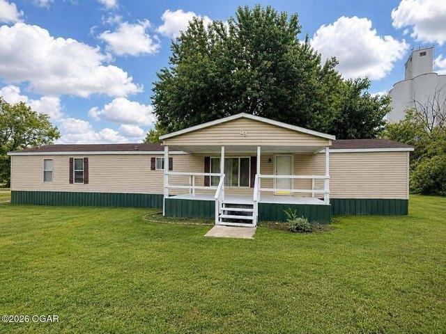 809 W 9th St, Baxter Springs, KS 66713